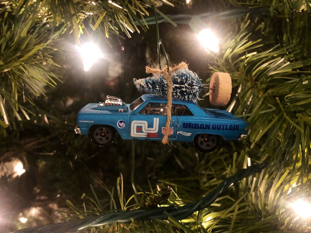 Chevelle SS Carrying Christmas Tree Christmas Ornament Hot Wheel Chevy ...