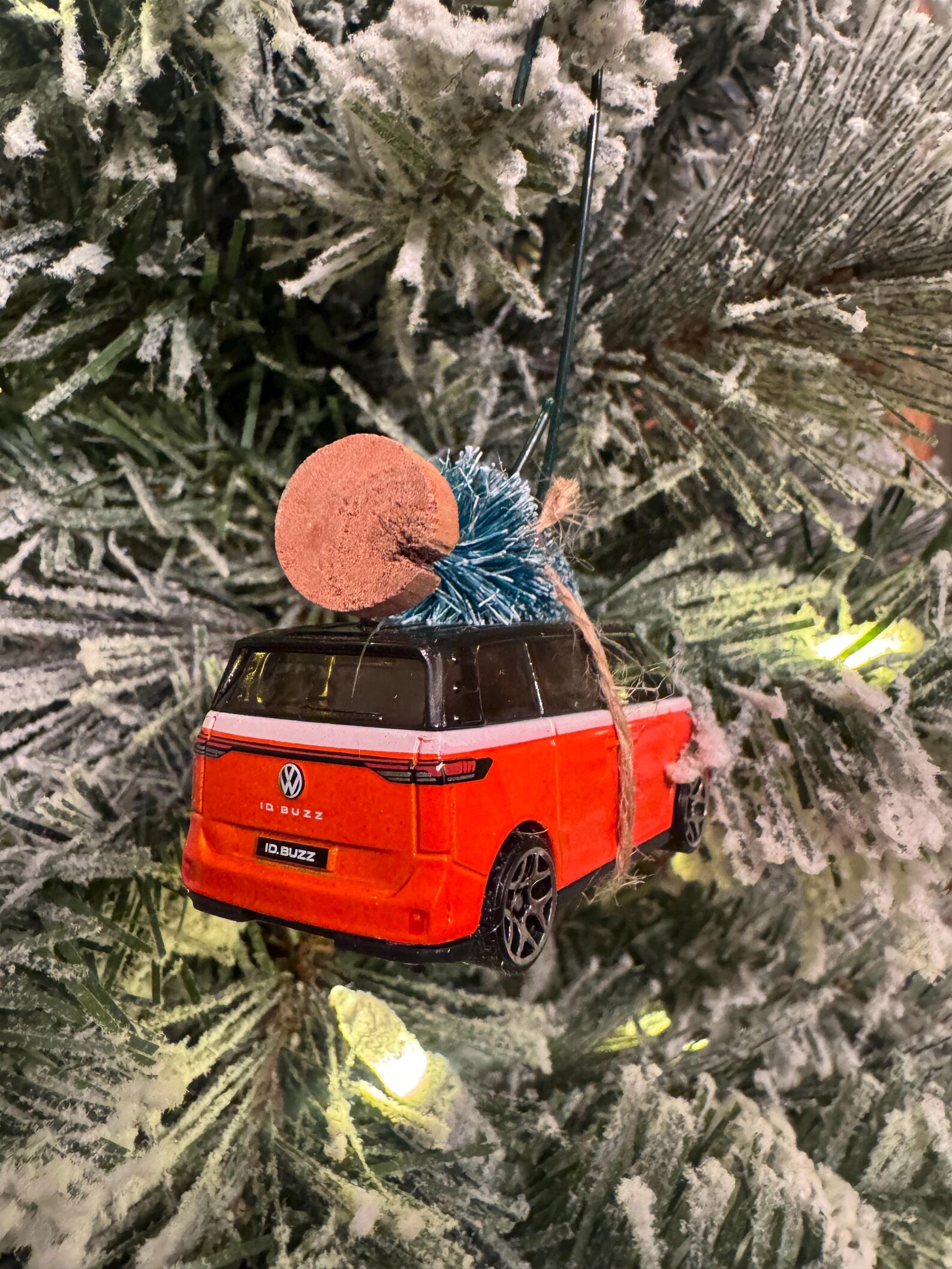 VW ID BUZZ Orange Carrying Christmas Tree Christmas Ornament Hot Wheel ...