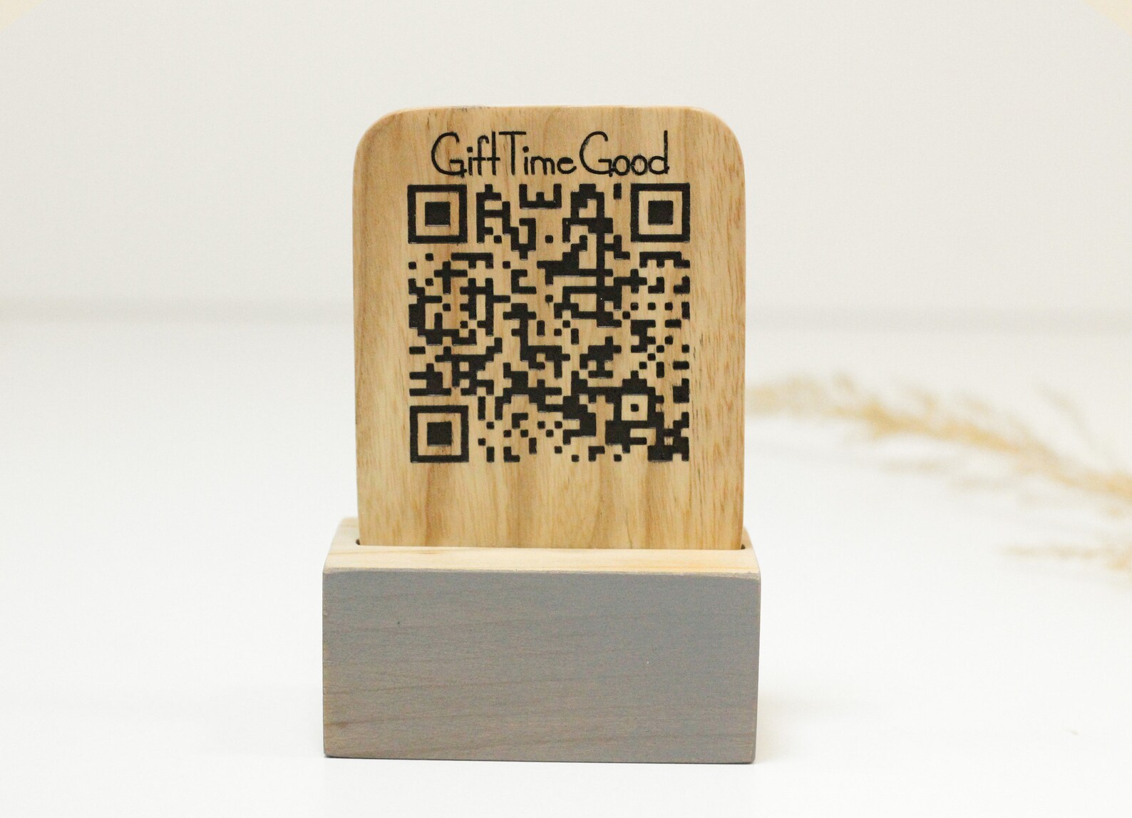Menu Holder Qr-code Wooden Menu Stand Restaurant Menu Cover - Etsy