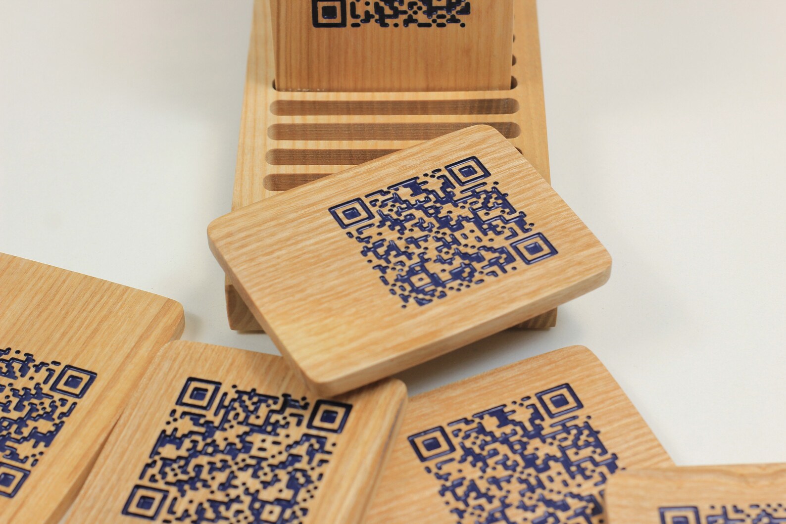 Qr Code Menu Holder at Elaine Osborn blog