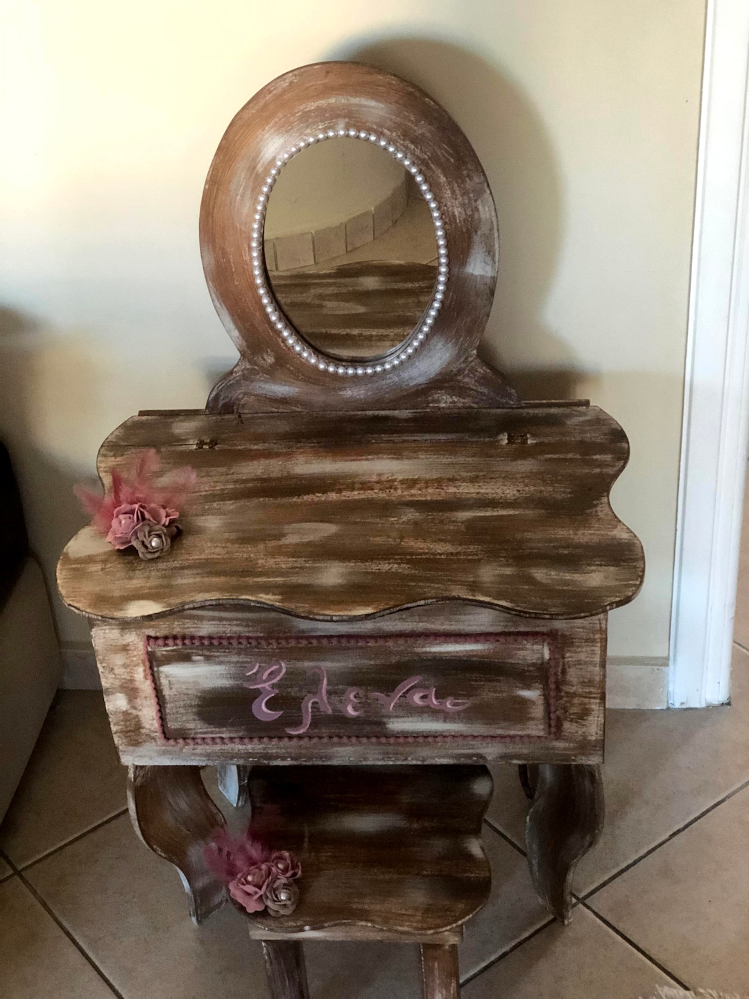 Vintage Girls Dressing Table Vintage Boudouir Luxury Table Make up ...