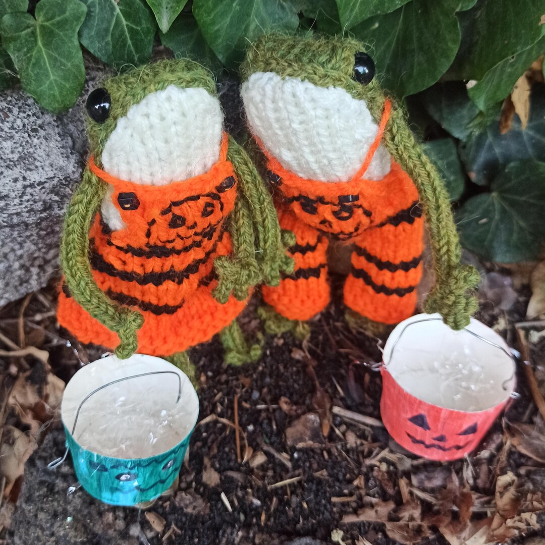 Knitted Frog With Halloween Outfit (overall or Dress) and Candy Basket ...