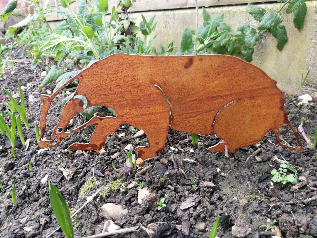 Metal Badger Rusted Garden Art Rusty Outdoor Ornaments Metal Sculpture ...