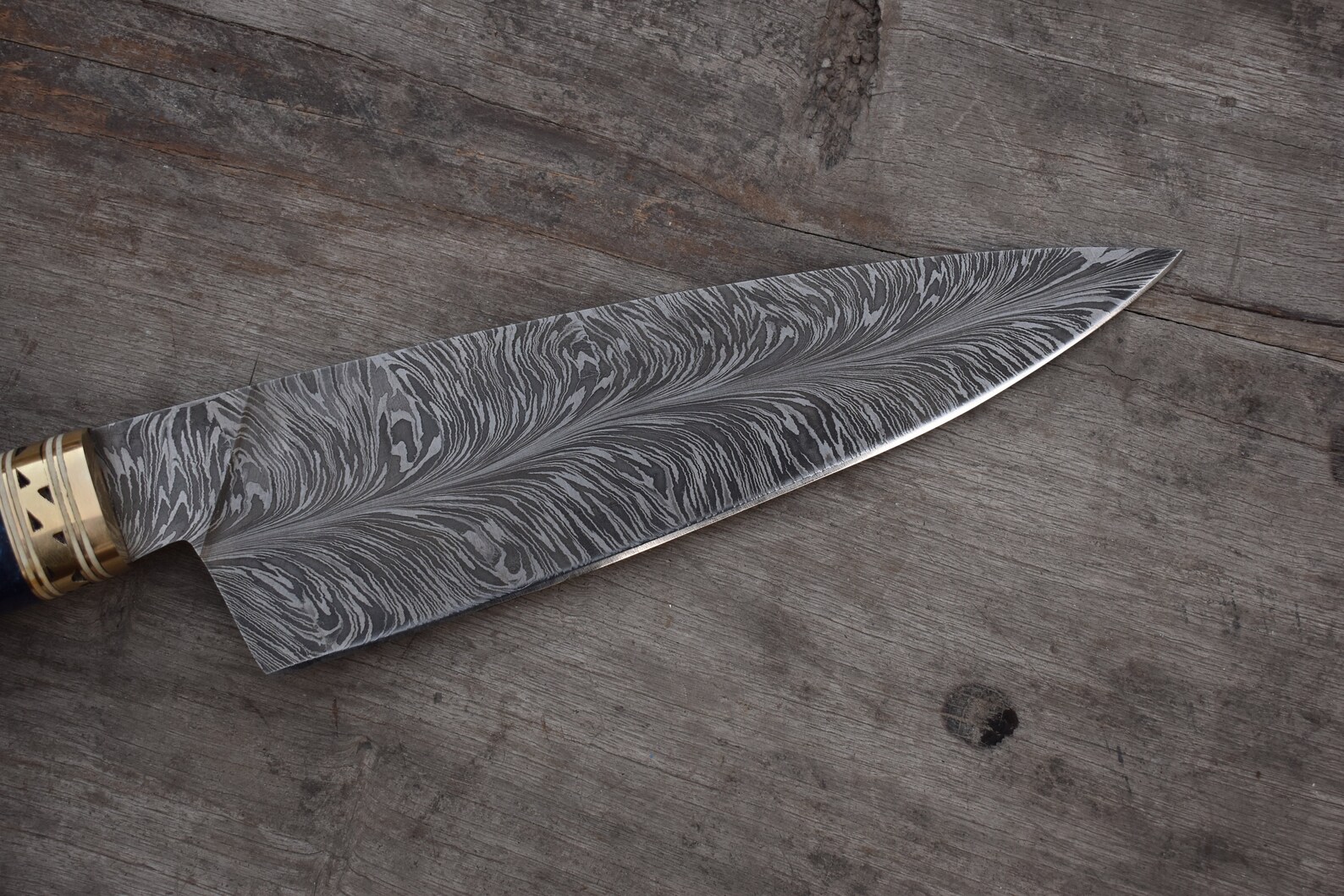 Beautiful Damascus Chef Knife With Feather Pattern With Resin Handle ...