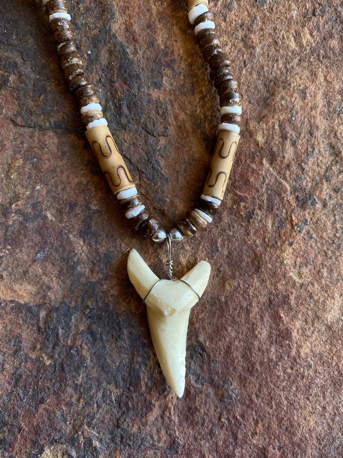 Hawaiian Design Jewelry Bone Powder Shark Tooth W/ 18" Coconut & Wood ...