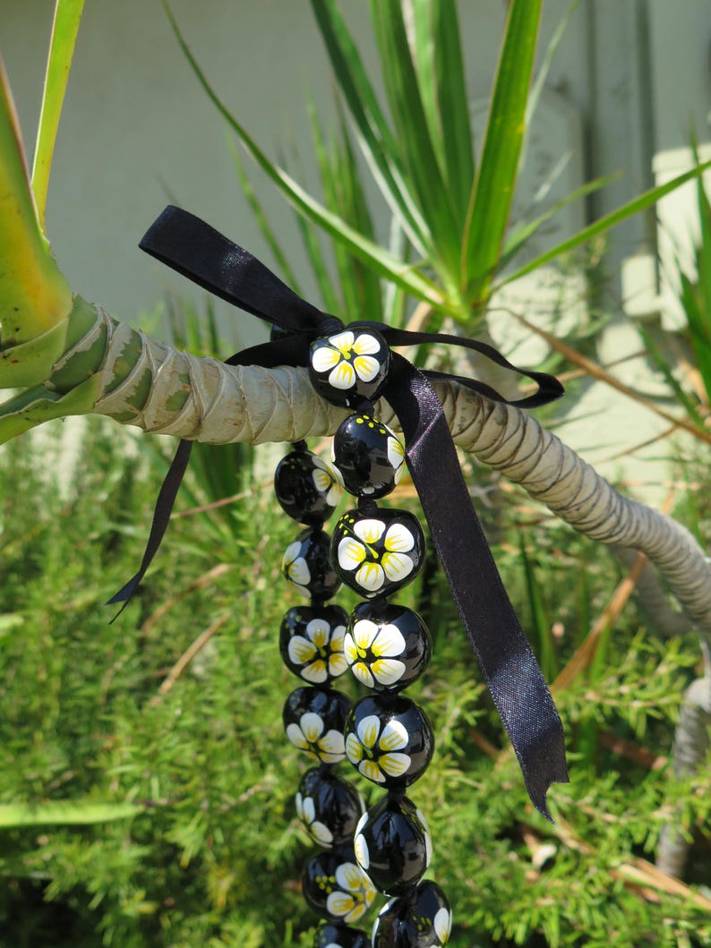 Black Kukui Nut Lei White Plumeria Hawaiian Luau Wedding Graduation ...