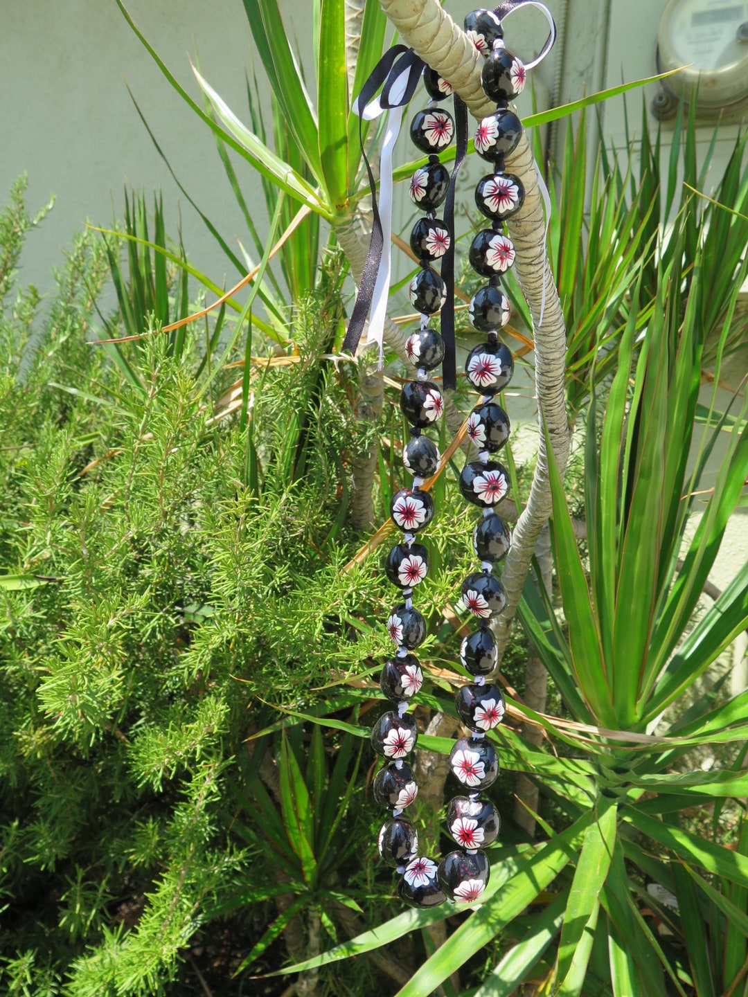 Black Kukui Nut Lei White Pink Hibiscus Hawaiian Luau Wedding ...