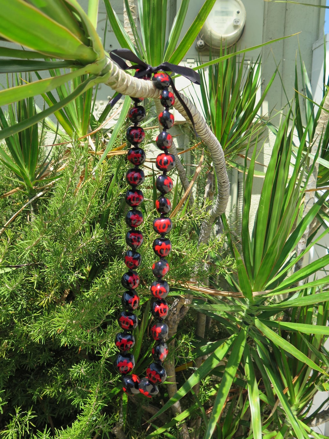 Black Kukui Nut Lei Red Honu Turtle Hawaiian Luau Wedding Graduation ...