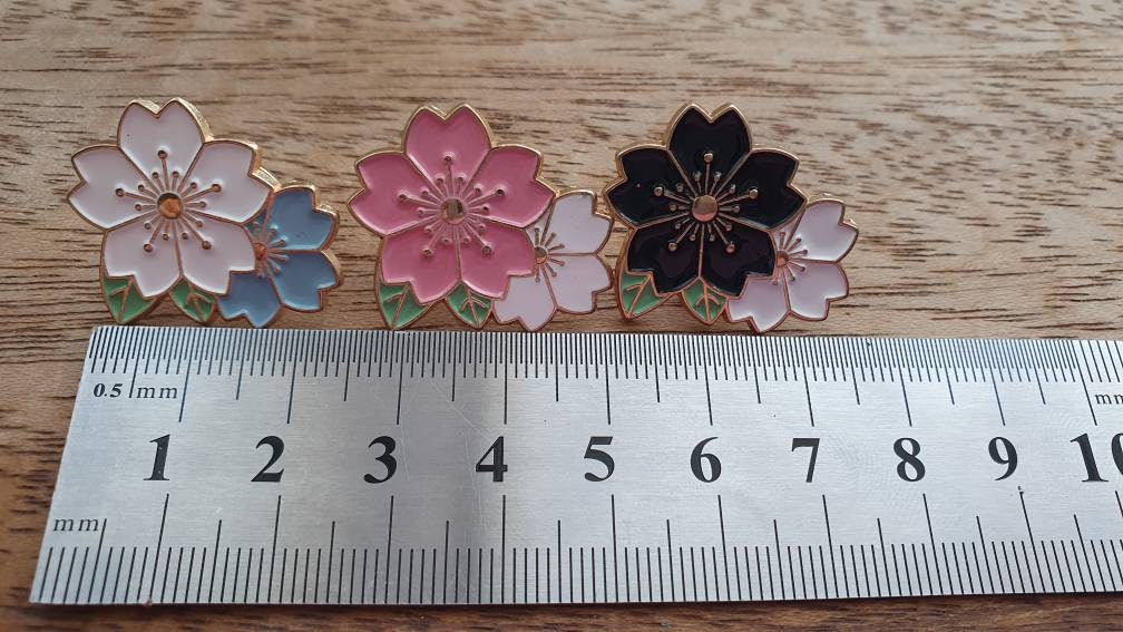 Flower Enamel Pin Badges, Flower, Blossom, Sakura, Kawaii, Pin, Pins ...