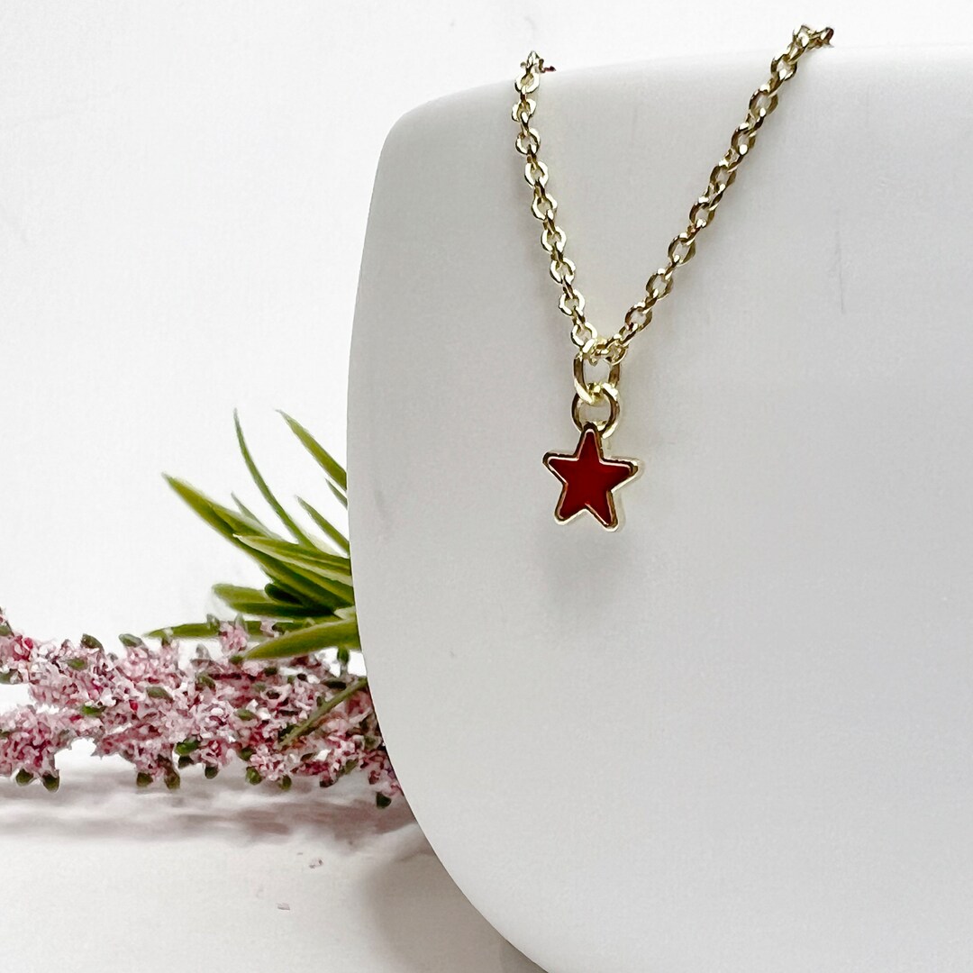 Dainty Red Star Necklace, Tiny Star Pendant Necklace Gold, Small Star ...