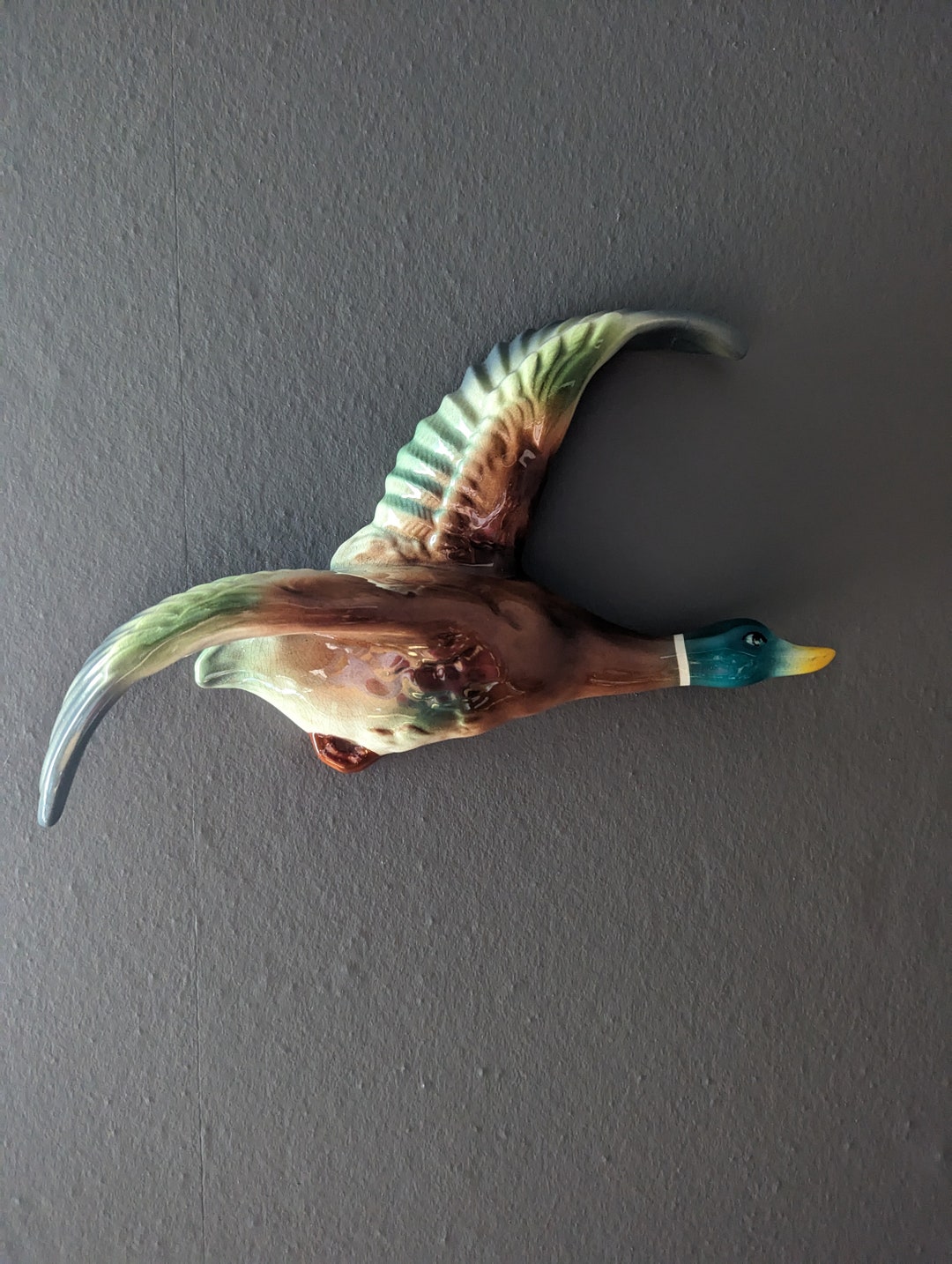 Gorgeous Vintage Ceramic / Pottery Flying Duck Wall Plaque Repaired ...