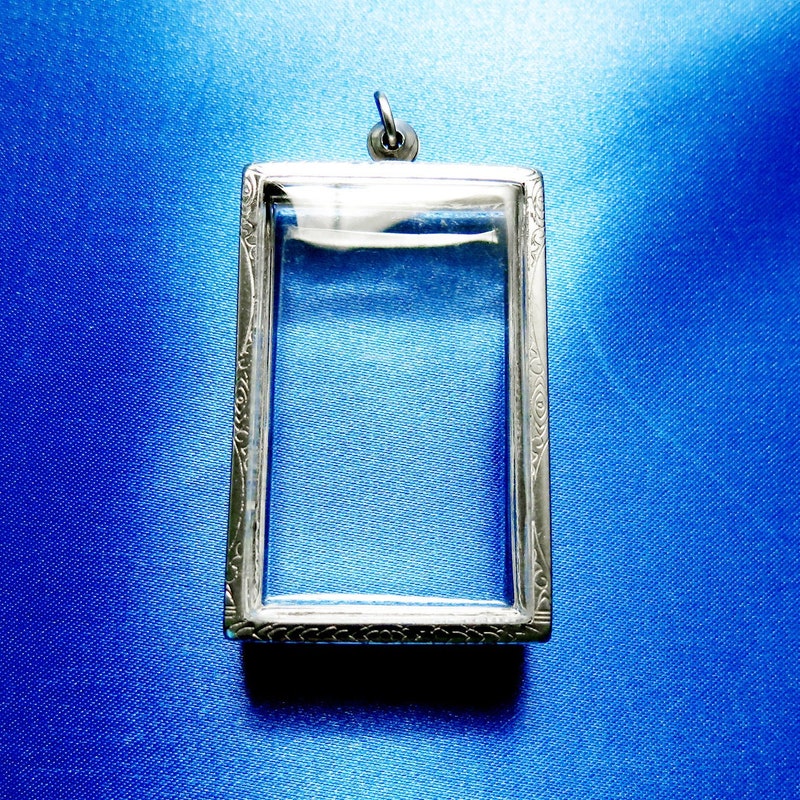 Glass Frame Locket - Etsy