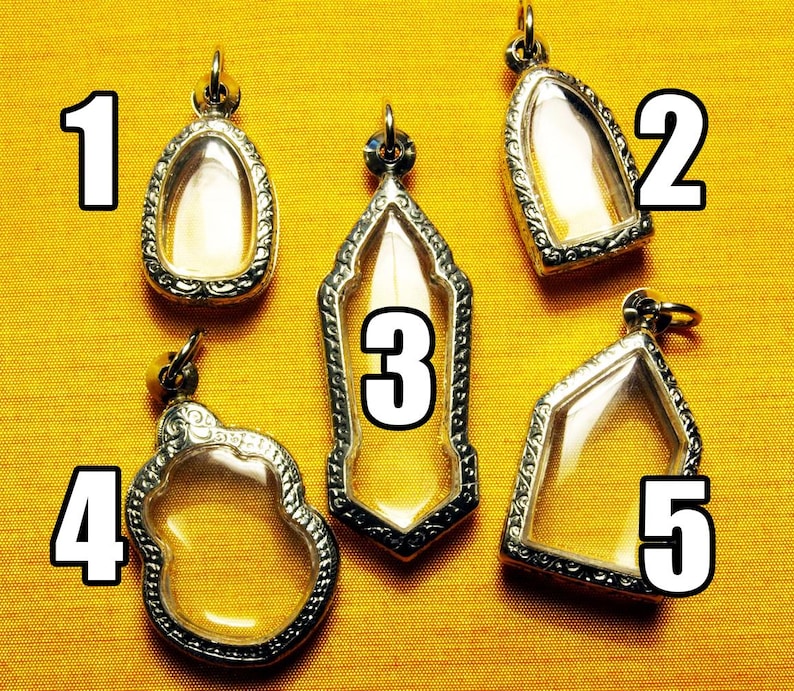 Shadow Box Pendants, Terrarium, Engraved Necklace Trays, Clear Locket ...