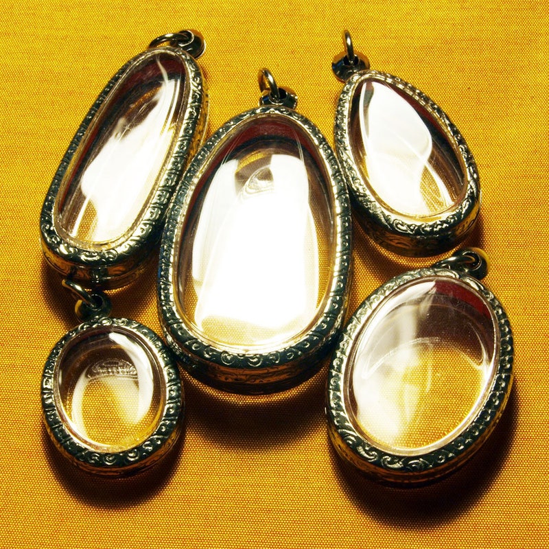 Shadow Box Locket - Etsy