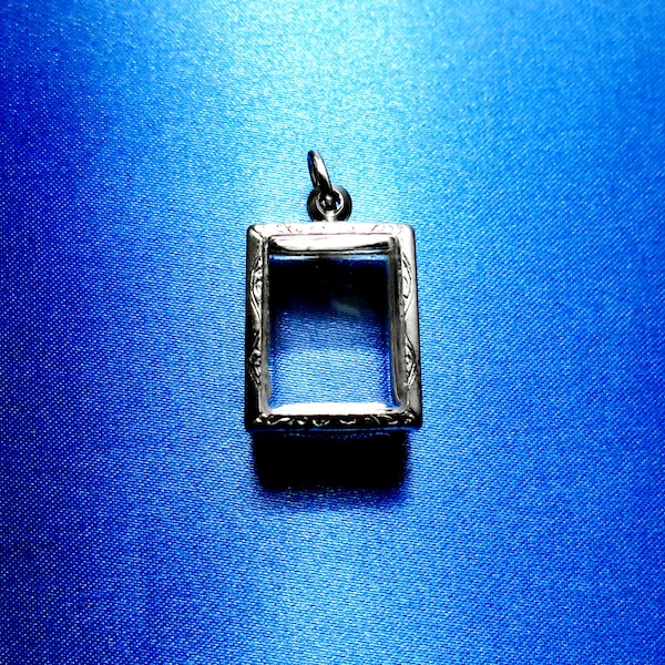 Shadow Box Pendant - Etsy