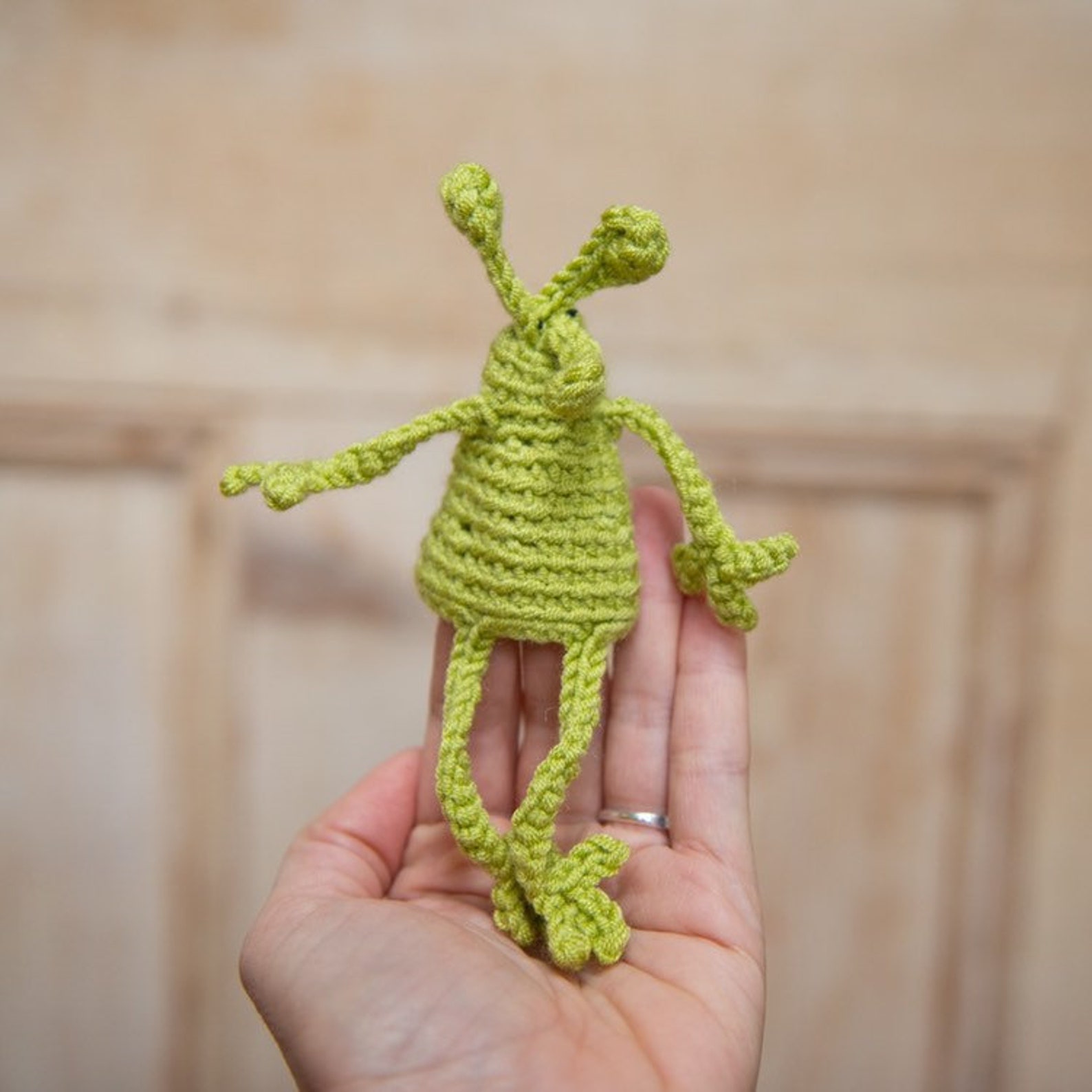 Crochet Alien Finger Puppets - Etsy