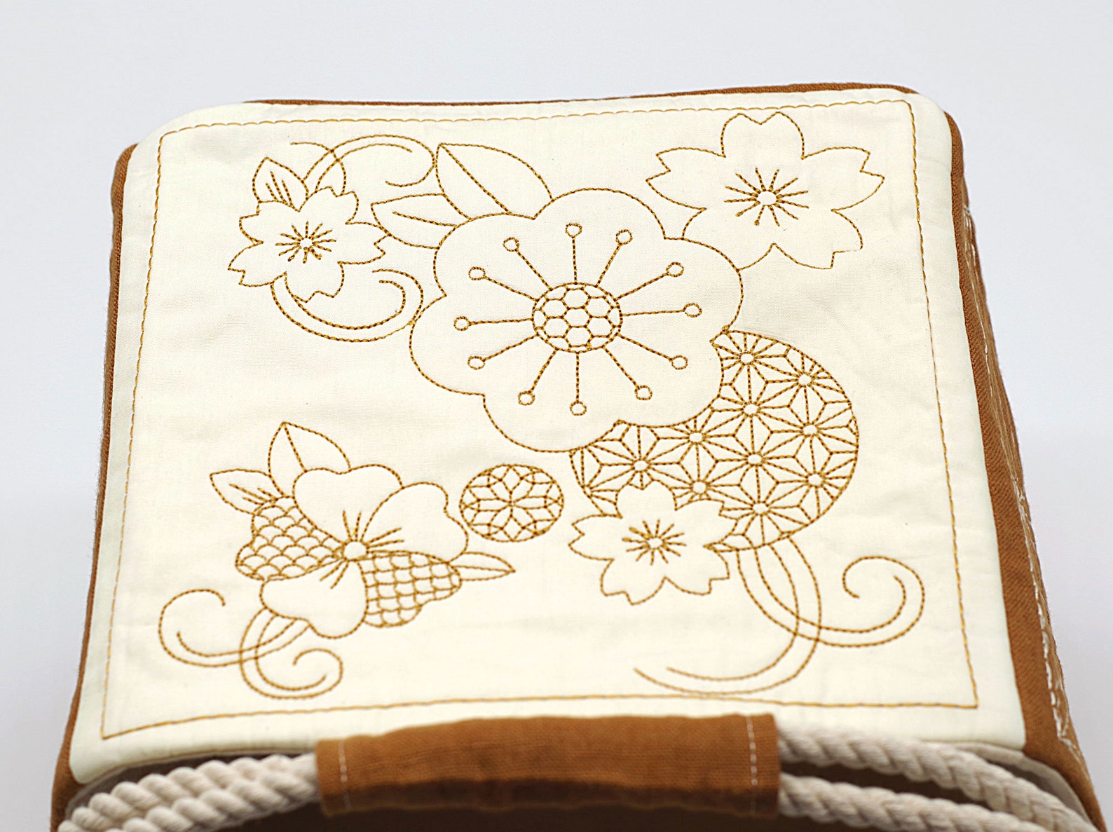 Japanese Drawstring Pouch With Sakura Embroidery Komebukuro - Etsy