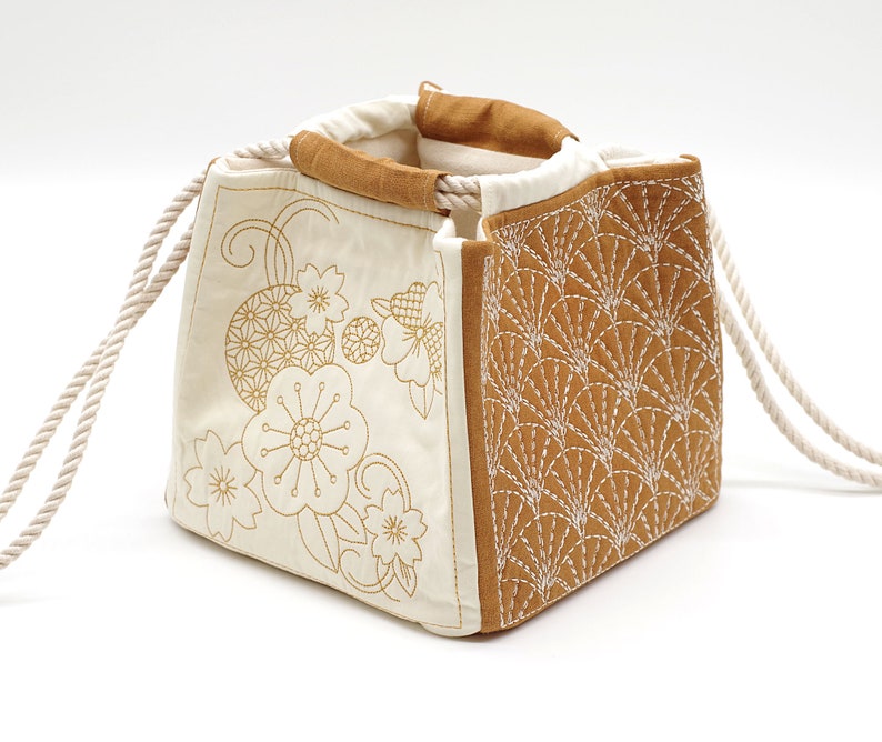 Japanese Drawstring Pouch With Sakura Embroidery - Komebukuro - Sashiko ...