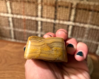 Root Beer Druzy Quartz Crystal Missouri Root Beer Druzy Quartz on Lace ...