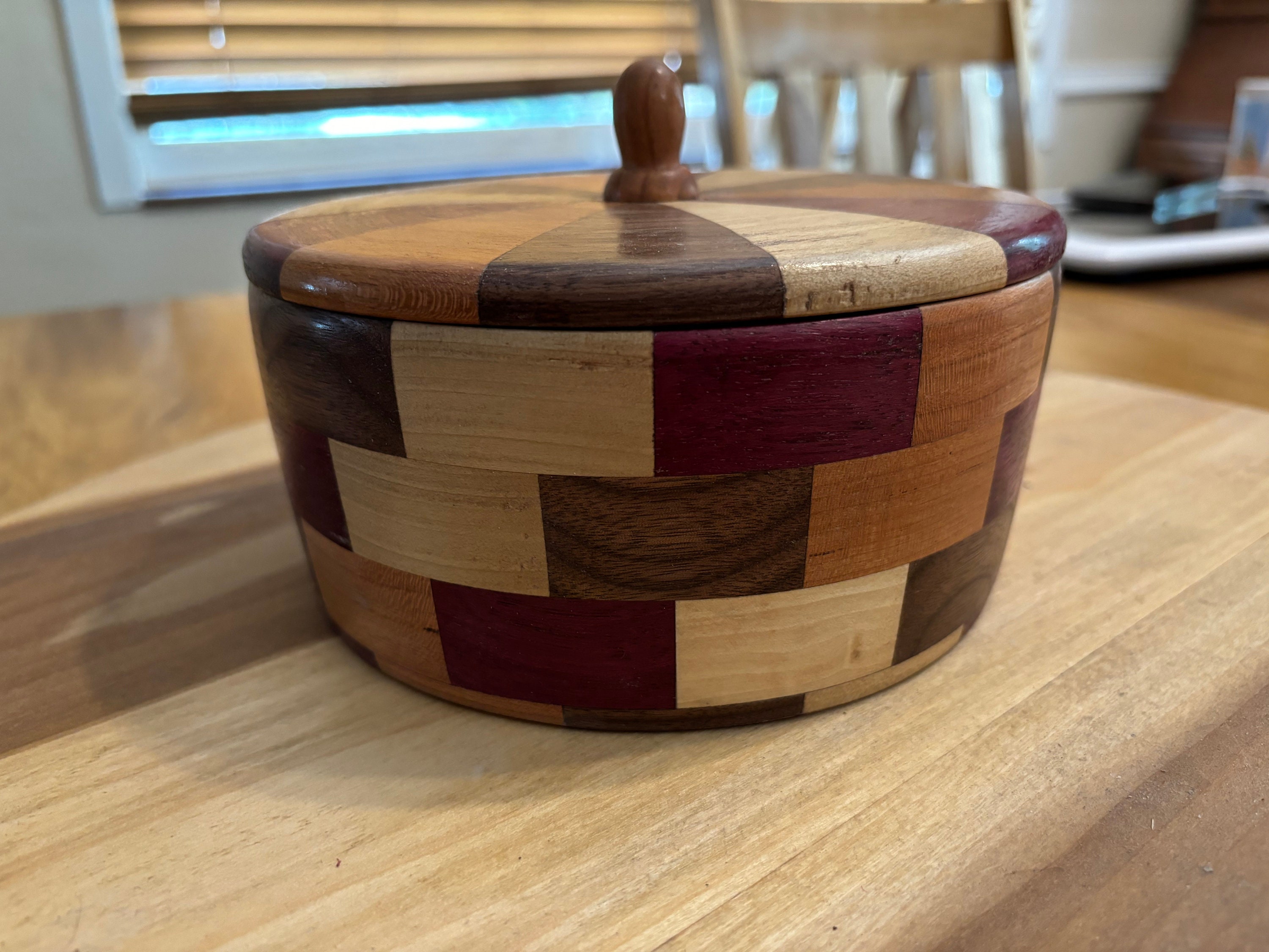 Segmented Wooden Bowl With Lid. Turned Wood Bowl. Decorative Artwork ...