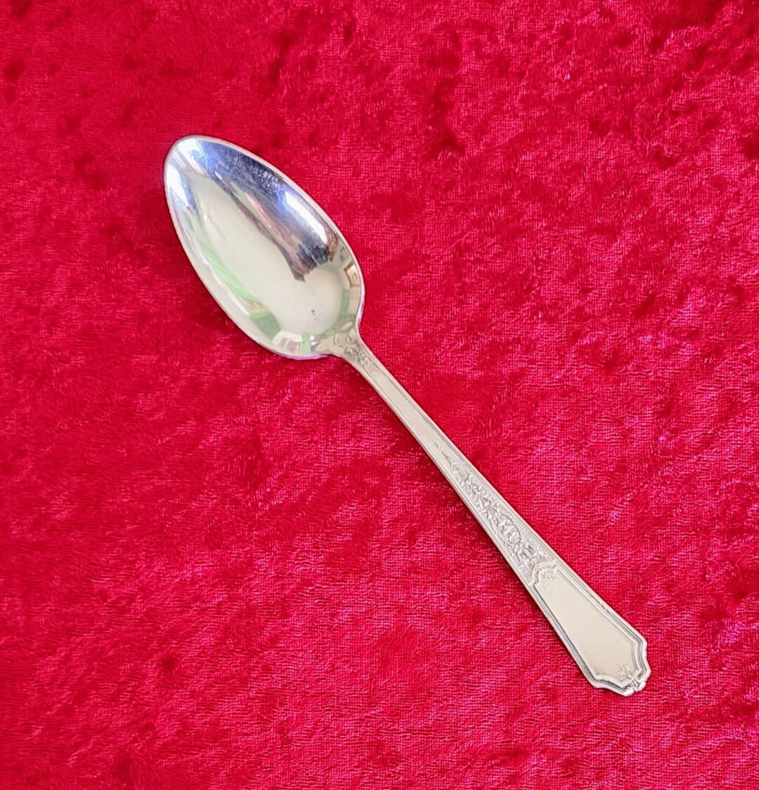 Vintage 1924 ANCESTRAL Silverplate Large Serving or Soup Spoon. 1847 ...