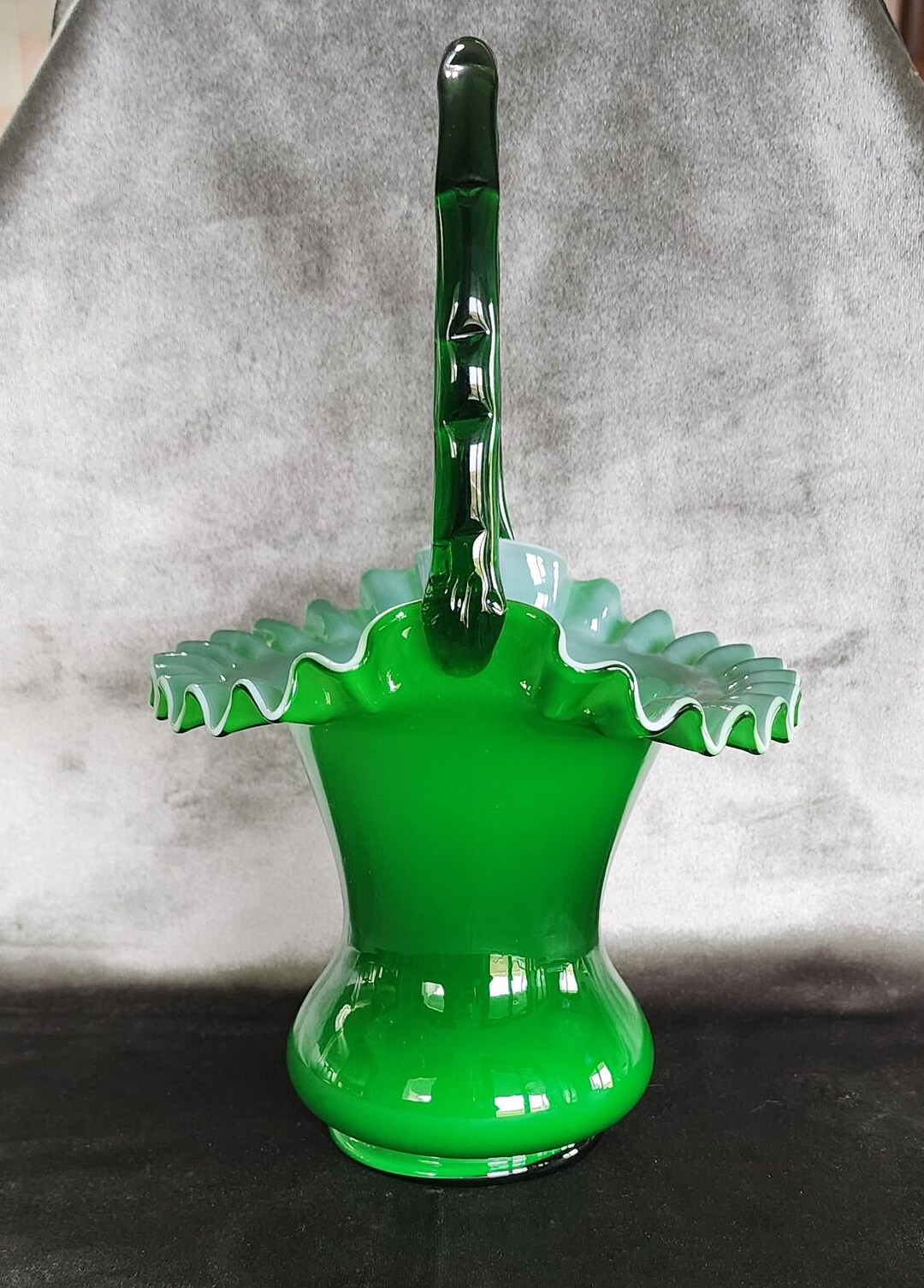 Rare Vintage FENTON Large Emerald Green Basket, Inside Cased in White ...
