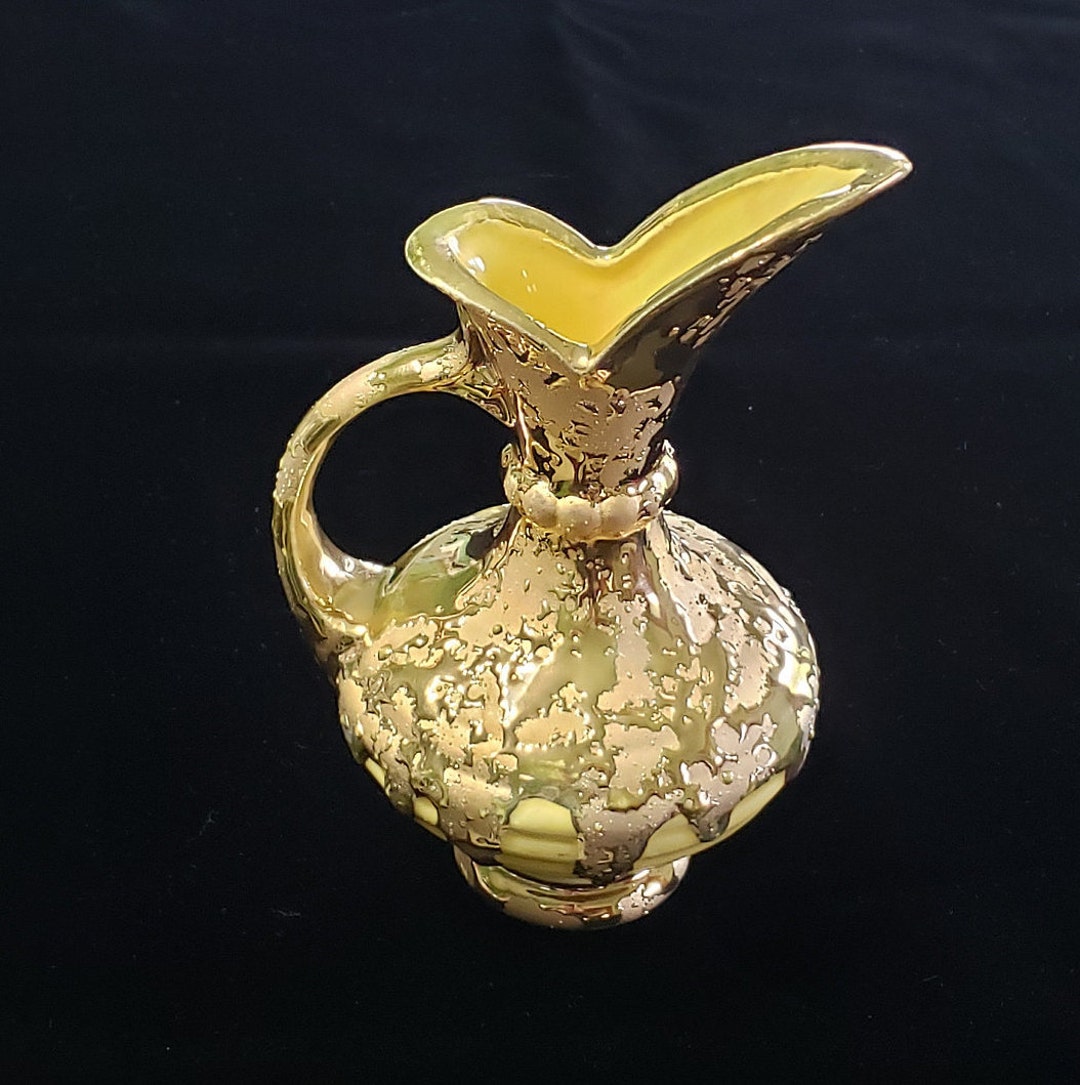 Vintage MCM SAVOY Weeping Gold Pitcher Ewer Vase Yellow Ribbed. - Etsy