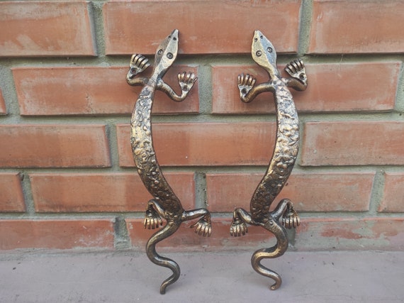 Lizard Door Handle Set of 2 Handles Lizard Barn Decor Barn - Etsy