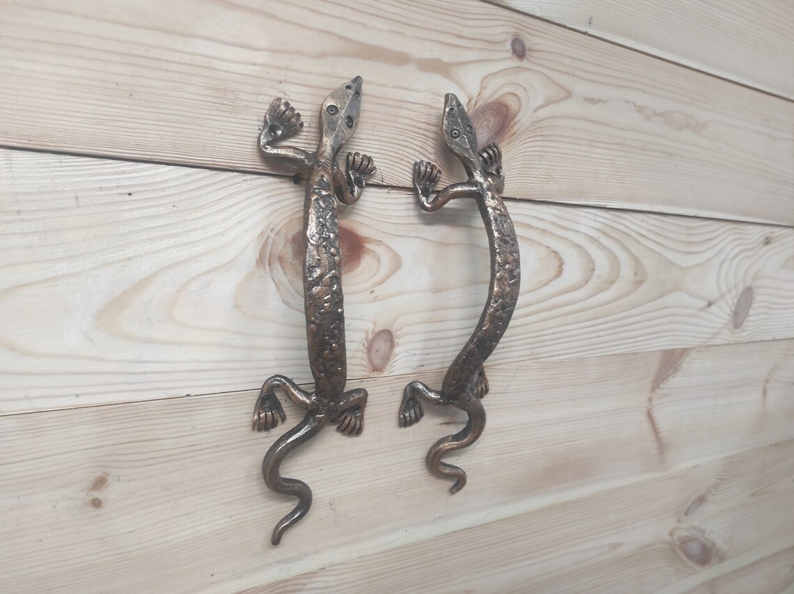 Lizard Door Handle Set of 2 Handles Lizard Barn Decor Barn - Etsy