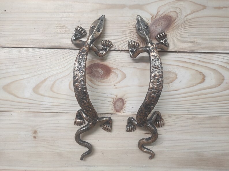 Lizard Door Handle Set of 2 Handles Lizard Barn Decor Barn - Etsy