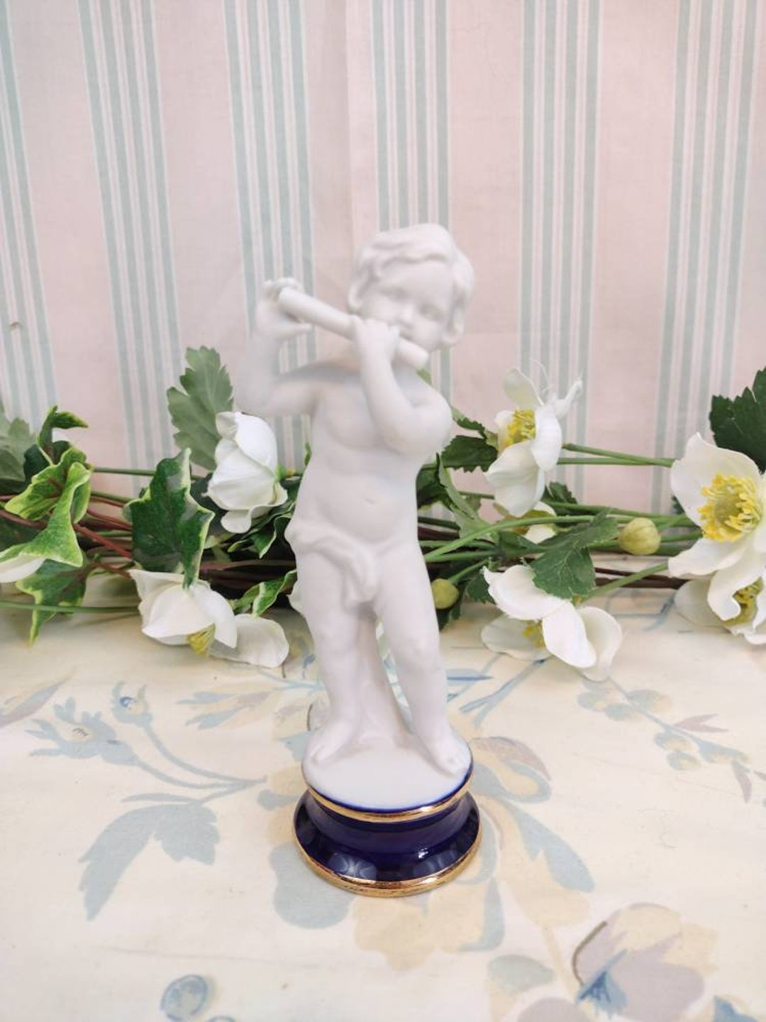 Joueur de flûte en biscuit de porcelaine de Limoges - Etsy France