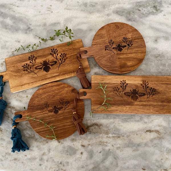 Bee Themed Cutting Board - Etsy