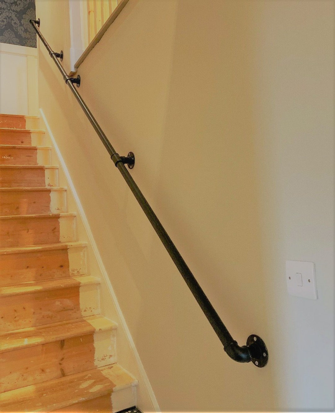 Custom-made Industrial Vintage Stair Hand Rail: Cast Iron, Urban Retro ...