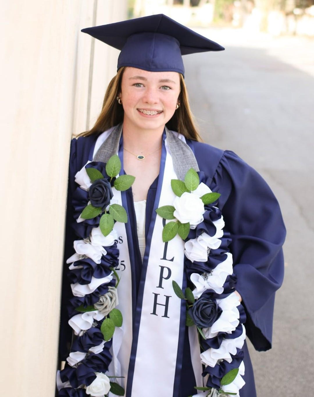 School Color Graduation Celebration Rose Hawaiian Ribbon Lei - Etsy