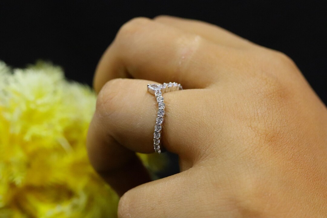 18k Gold Wishbone V-shape Lab Grown Diamond Band White Gold Dainty ...