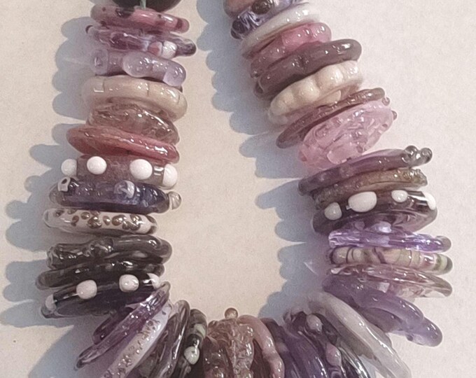 45 Handmade Glazen Schijfjes in Roze En Paarse Tinten by Petra ...
