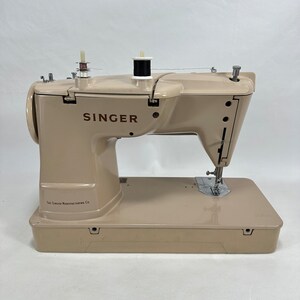 Vintage Singer 401G Slant 'O' Matic Heavy-duty Sewing Machine - Perfect ...