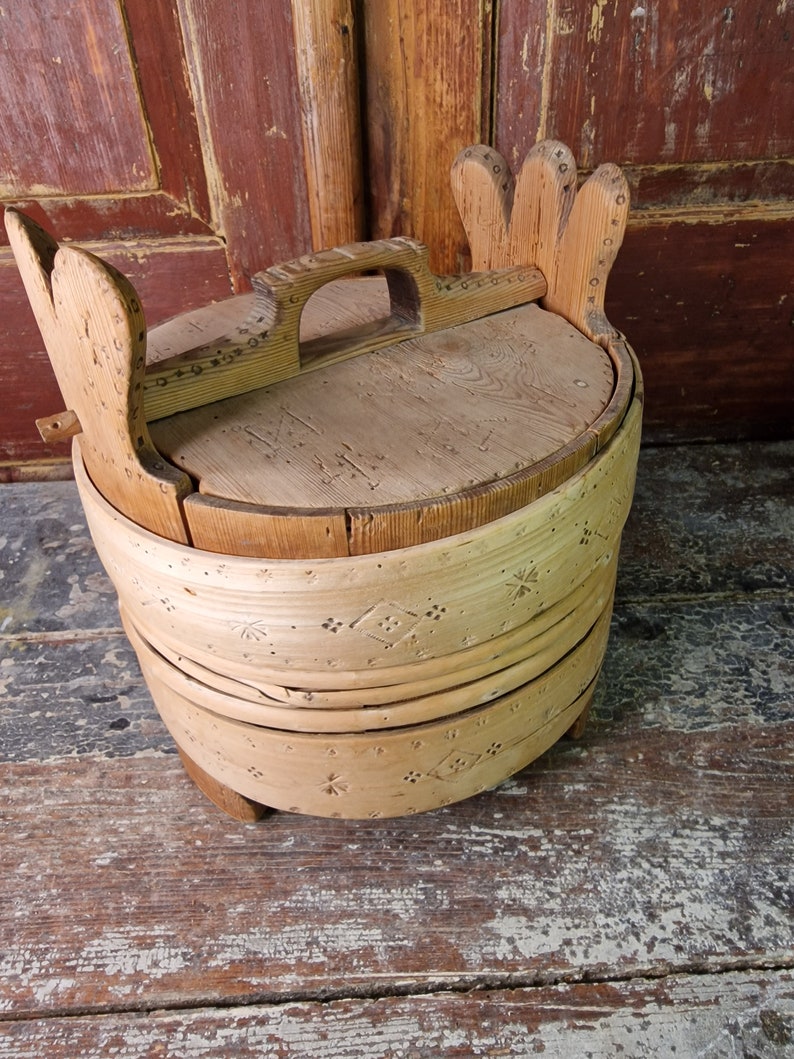Antique Scandinavian Carved Porridge Container - Norwegian Butter Churn ...