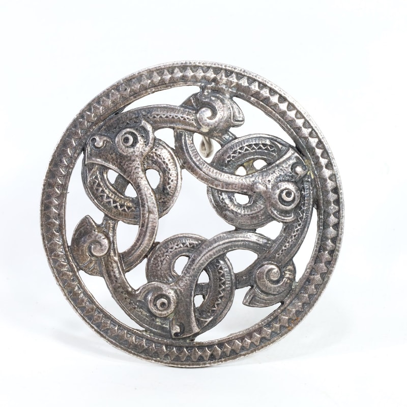 Norwegian Brooch - Etsy