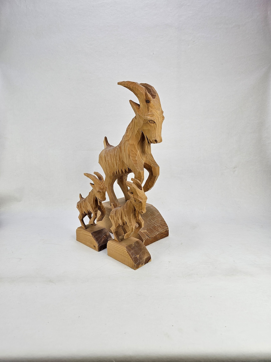 Hand Carved Wooden Mountain Goat Family - Primitive Hand Carving - Hand ...
