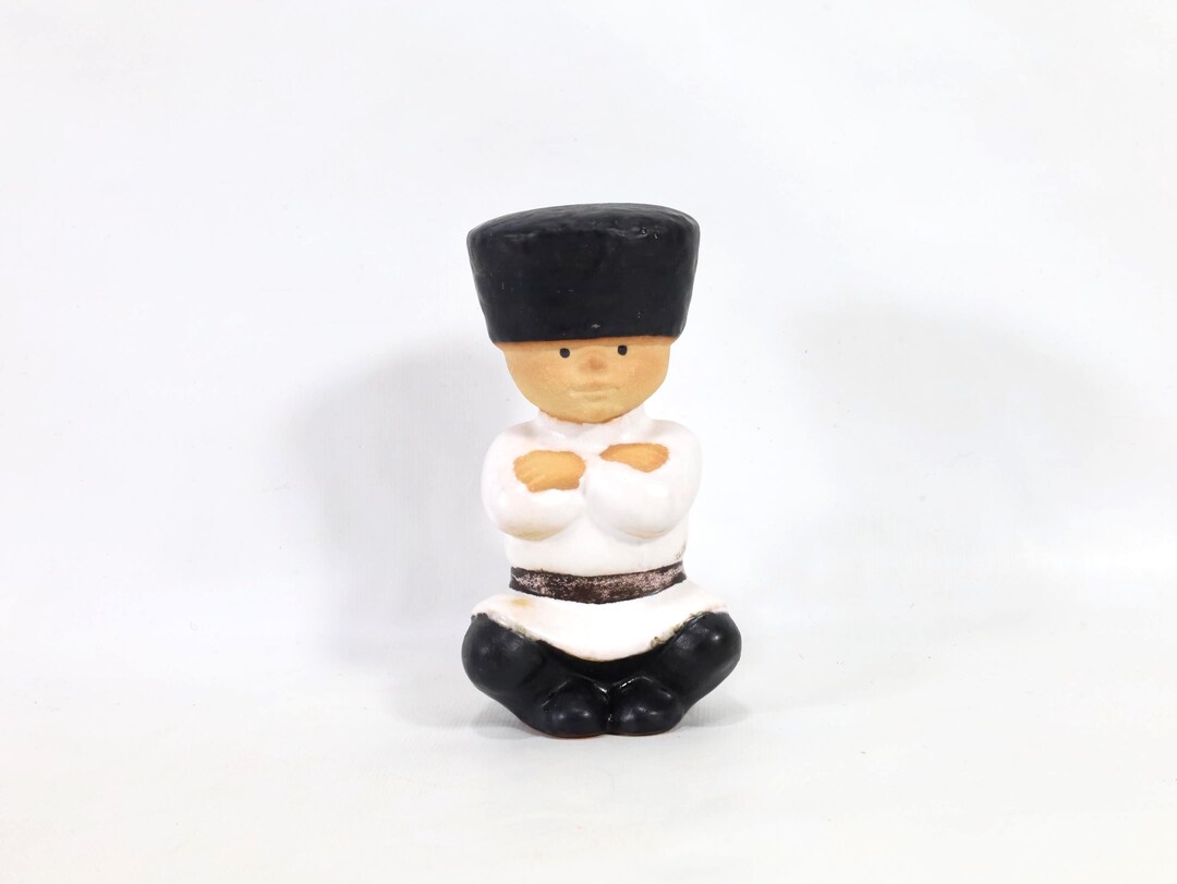 Lisa Larson Cossack Figurine | 1970s Swedish Pottery | Midcentury Charm ...