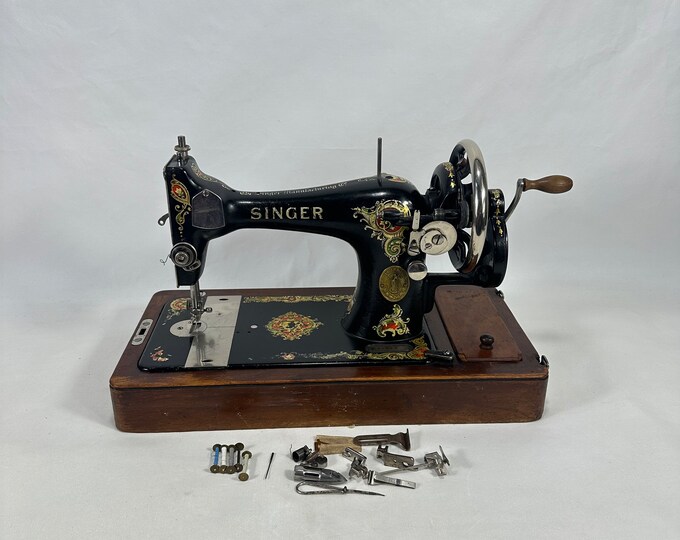 Vintage Singer Hand Crank Sewing Machine With Extra Equipment ...