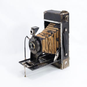 Kodak No2 Folding Brownie Camera | Antique Rustic Decor | Vintage ...