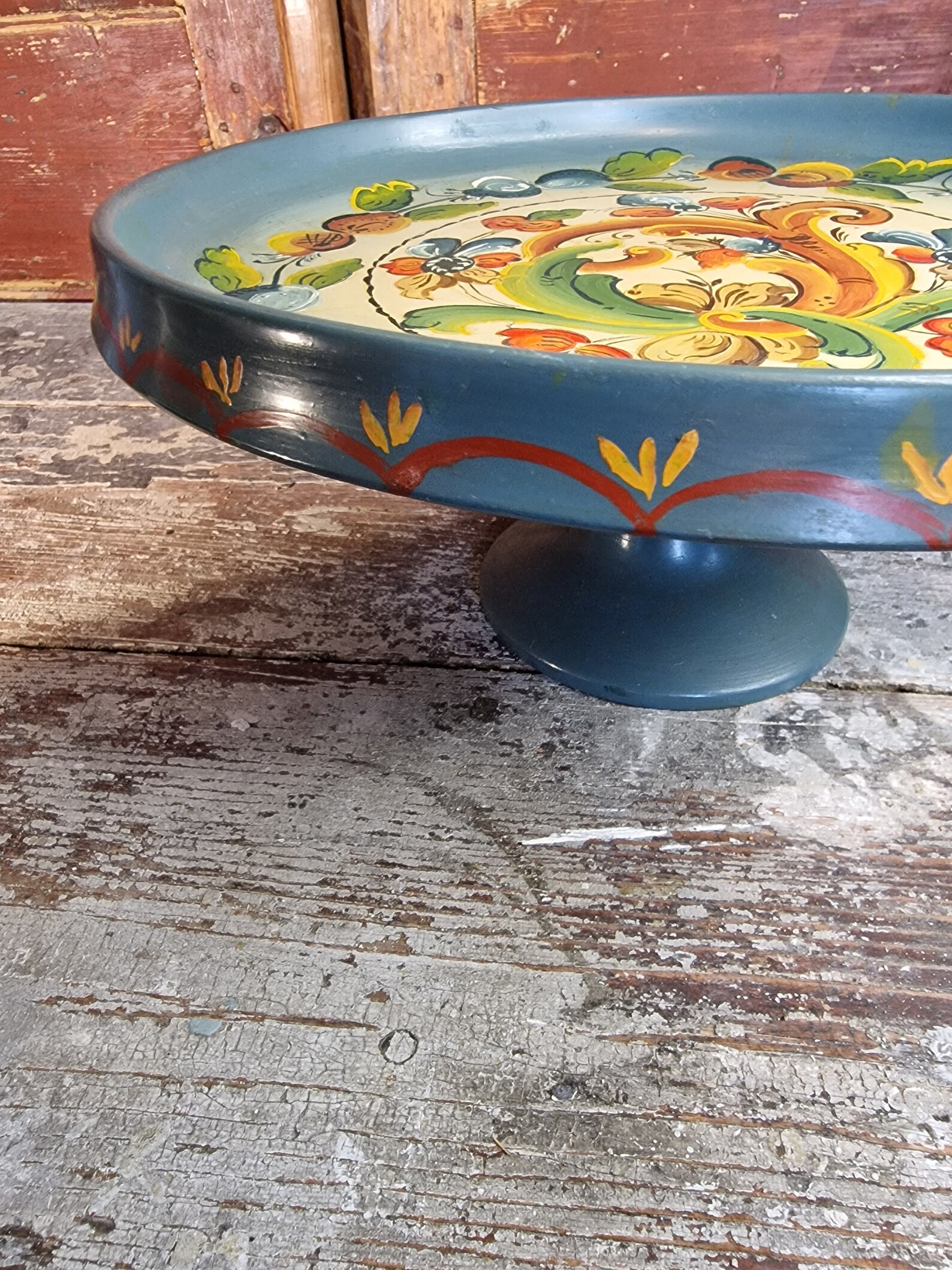 Stunning Vintage Cake Stand, Norwegian Folkart,chip Carving,norwegian ...