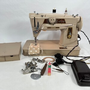 Vintage Singer 401G Slant 'O' Matic Heavy-duty Sewing Machine - Perfect ...