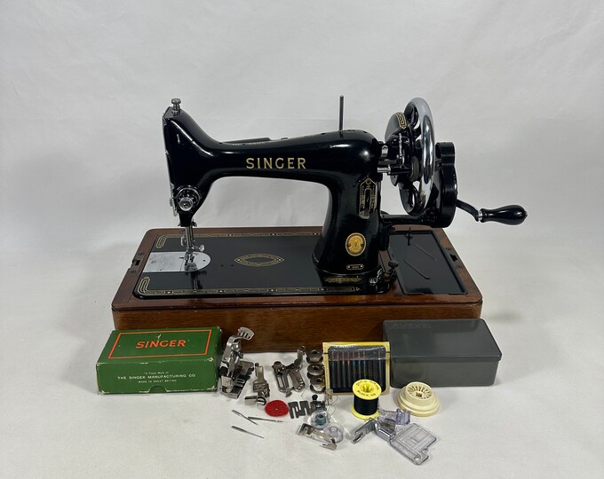 Vintage Singer Hand Crank Sewing Machine With Extra Equipment ...