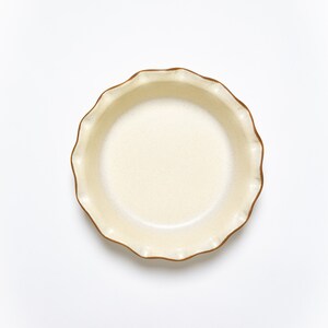 Stoneware Pie Dish - Fluted 9 Inch - Deep Dish Ceramic Pie Pan ...