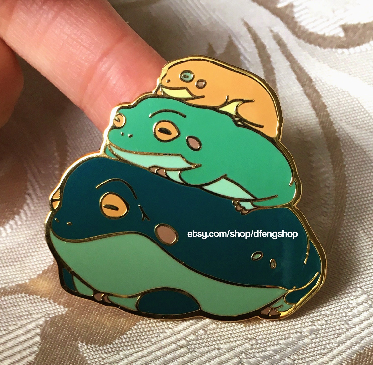 Roun Frens Frog Stack Hard Enamel Pin RESTOCK Three Dumpy | Etsy