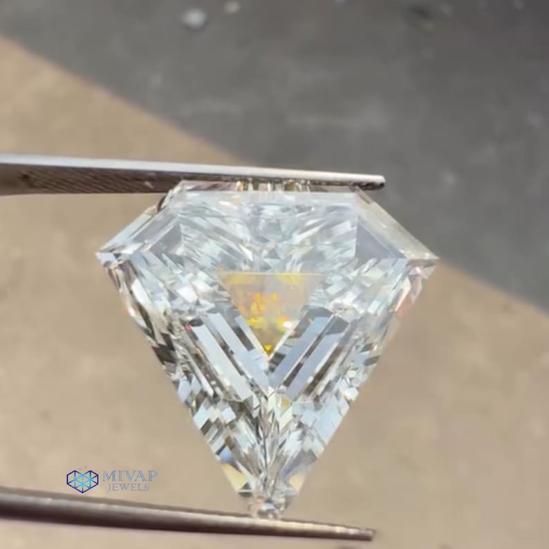 3.00 CT Two Tone Superman Cut Lab Grown Diamond Ring White Yellow ...