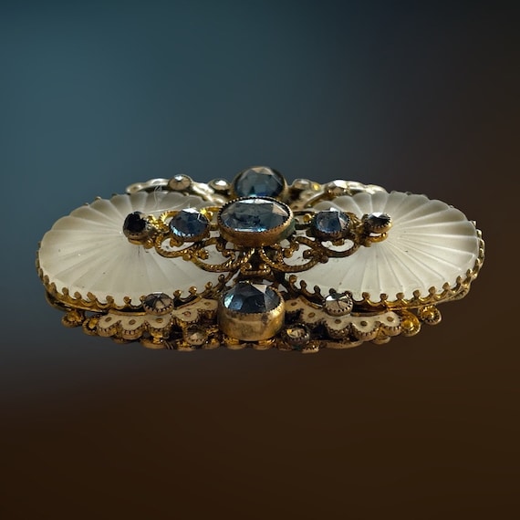 Max Neiger Brooch - Gem